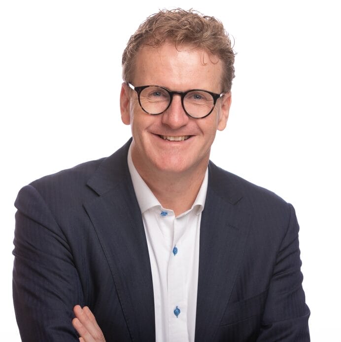 Dinand Tinholt - Exclusive Speaker and Advisor - Stern Strategy Group